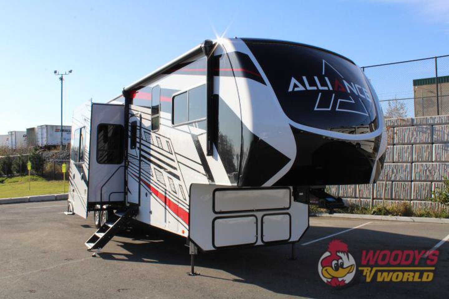 Deal of the Week | Deals on RVs | Woody's RV World