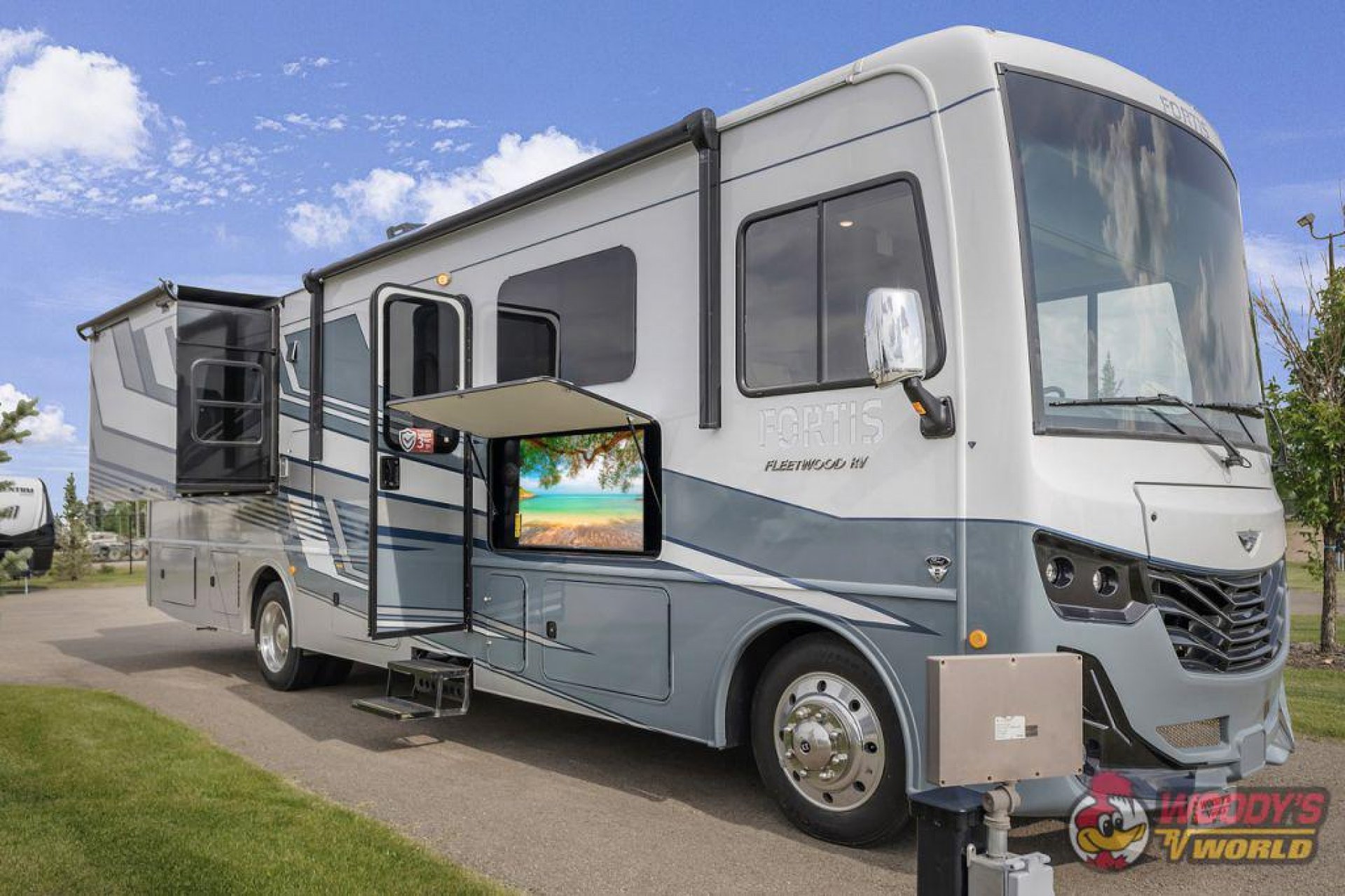 Motorhomes for Sale in Edmonton | Class A, B & C