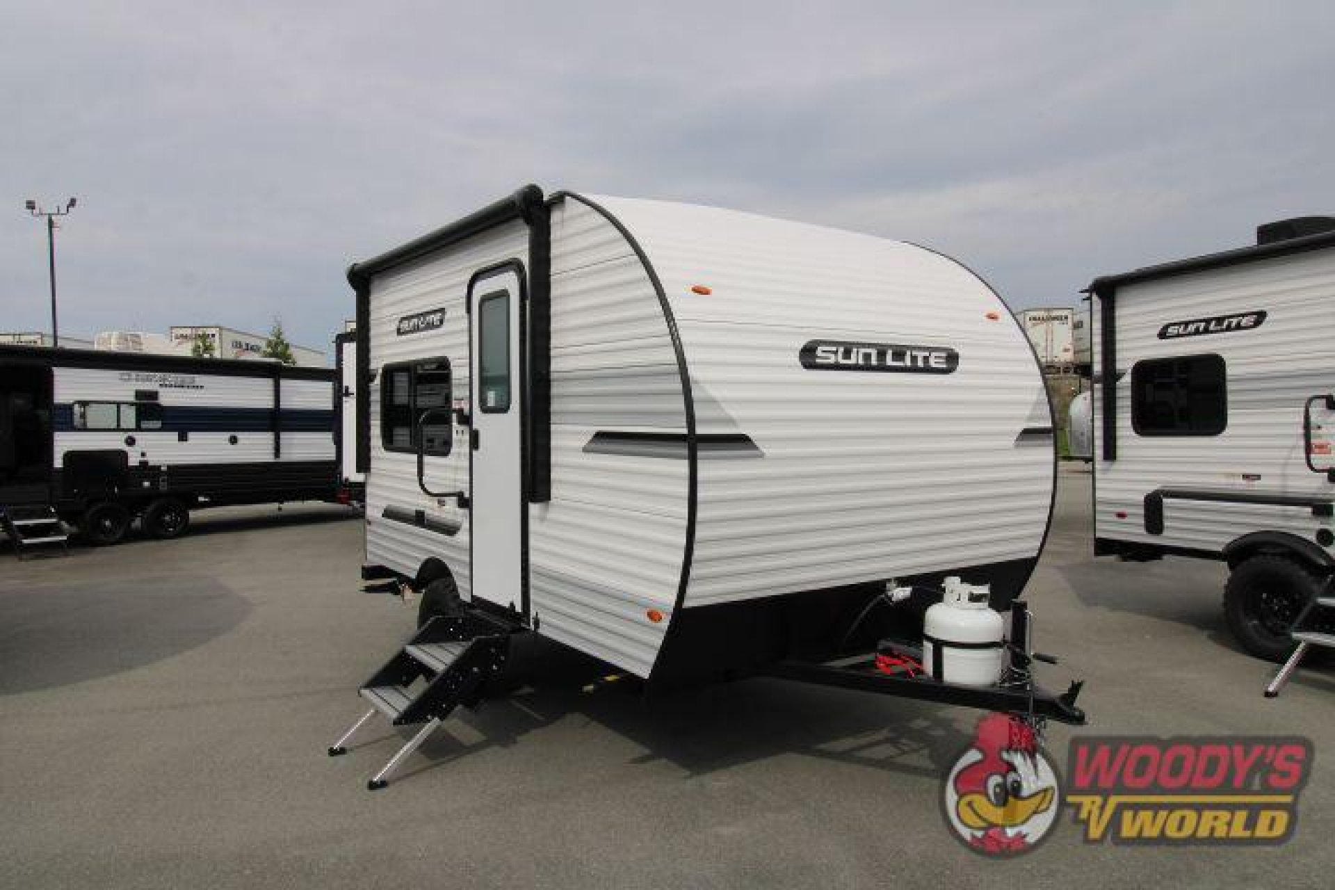 Ultra Lightweight Travel Trailers for Sale under 3000 lbs | Woody’s RV ...