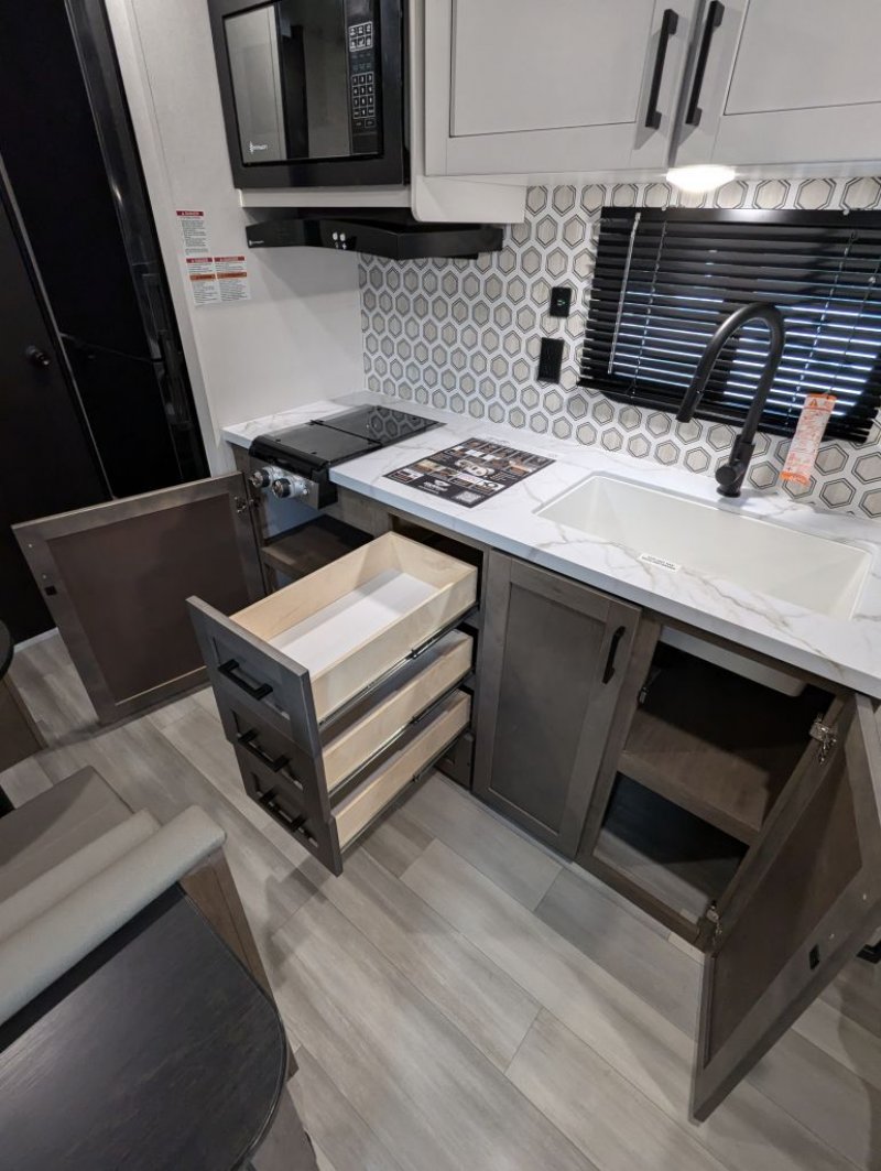 2025 Highland Ridge RV Open Range 182RB | Hill's RV | Strathroy, Ontario