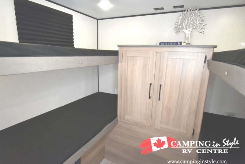 2025 Keystone Coleman 27b Travel Trailer #N939115 | Camping in Style