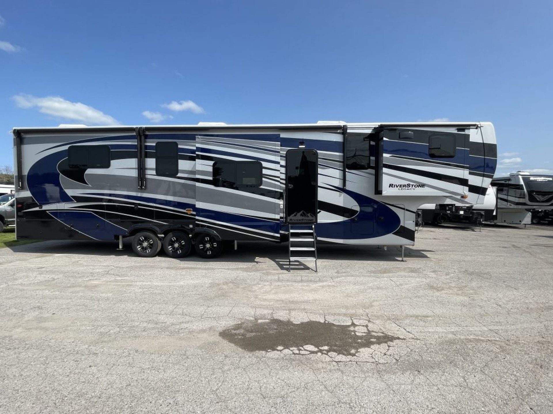 Riverstone Inventory | Great Canadian RV